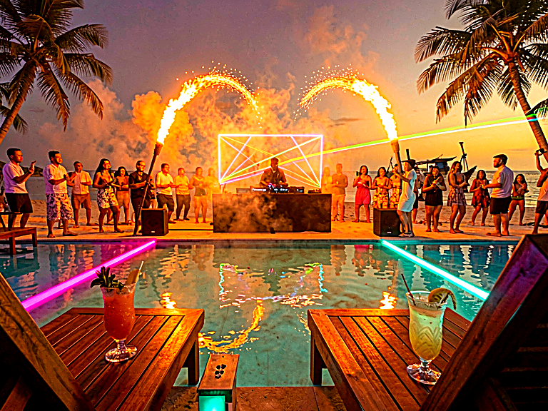 Elephant Beach Club Parties & Fire Shows (Jun-Dec 2026) (FREE) | Jun 6 ...